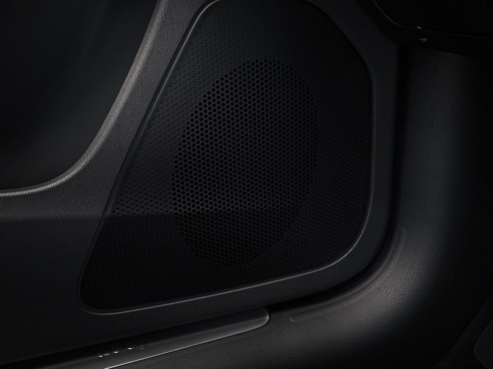 Jeep® Cherokee Interior - Seating and Comfort